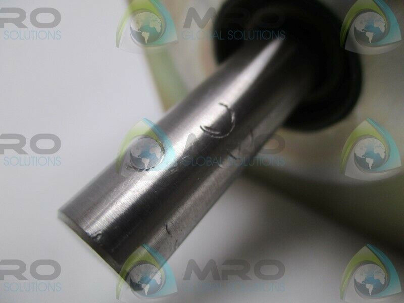 MGE-205-CONS-0000 서보 모터 1.43AMP 240VAC 0.38HP 6000RPM 산업적 서보 모터